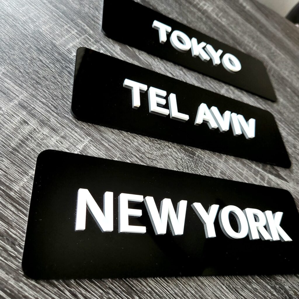 Time Zone Clock Labels – Black Acrylic | bellatrixstudious